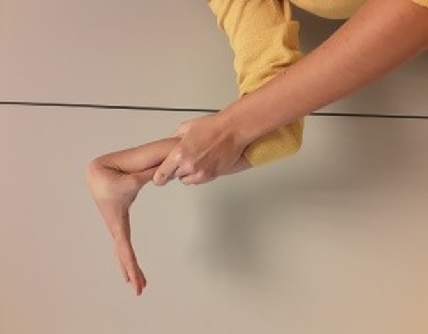 DEPARTAMENTO DE FISIOTERAPIA - Test de Beighton - Universidad de Málaga